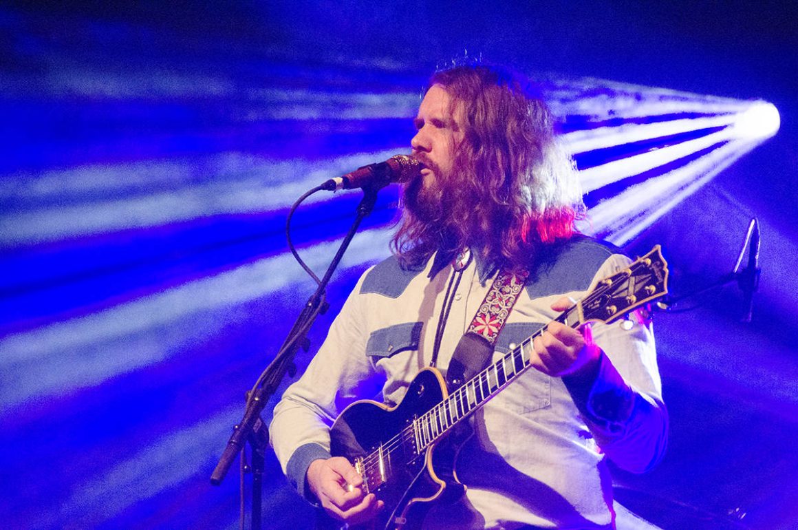 Ewan Currie - Celtic Life International