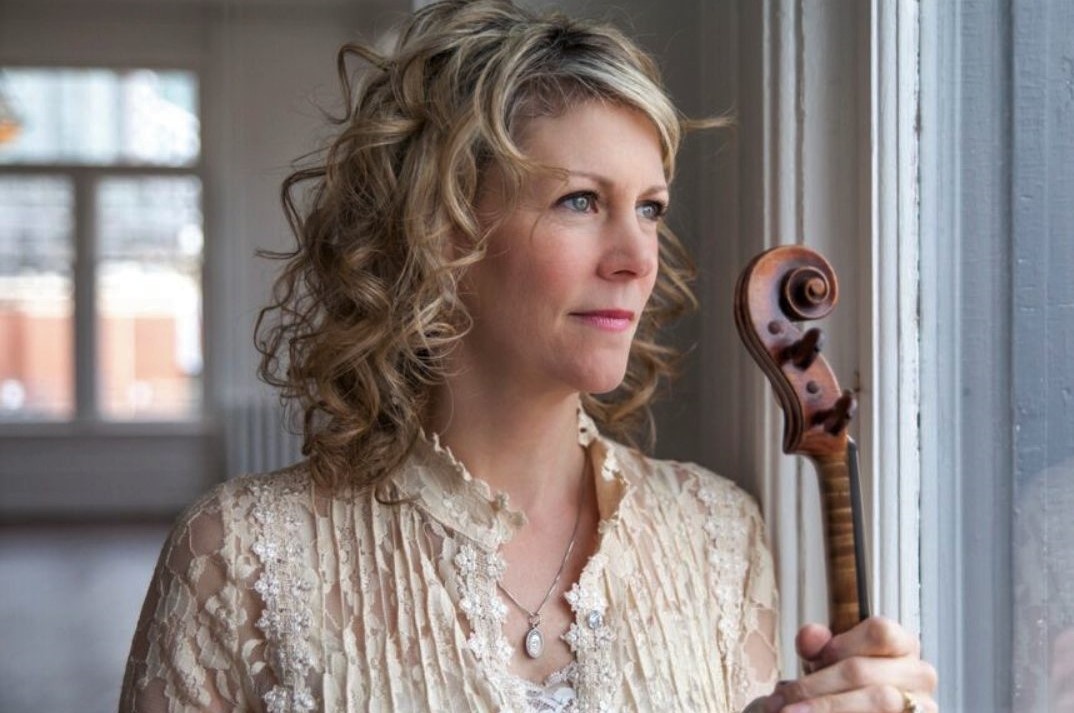 Sketching with Natalie MacMaster - Celtic Life International