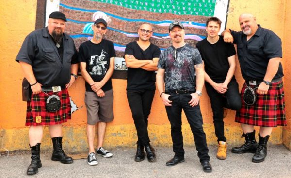 Mudmen - Celtic Life International