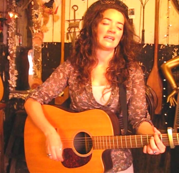 Polly Barrett - Celtic Life International